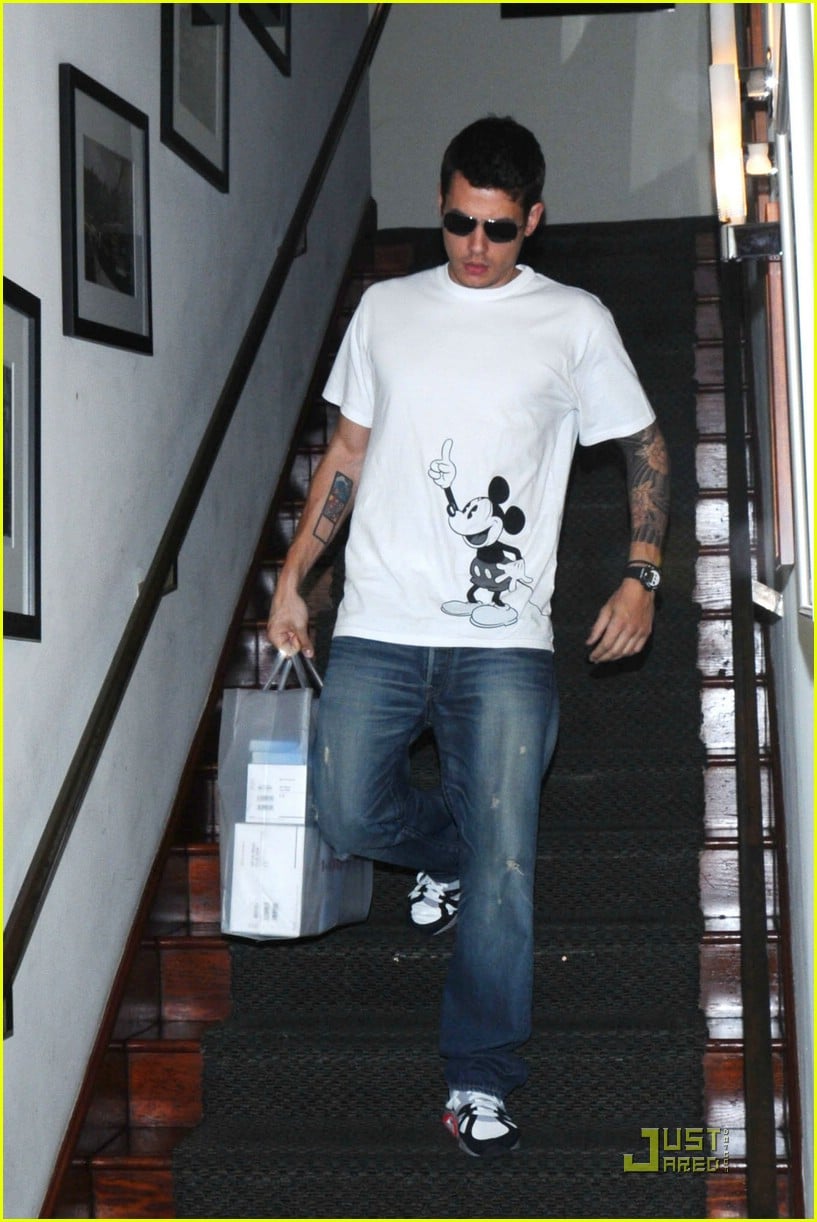 John Mayer is a Mickey Mouse Man: Photo 1143161 | Photos | Just Jared ...
