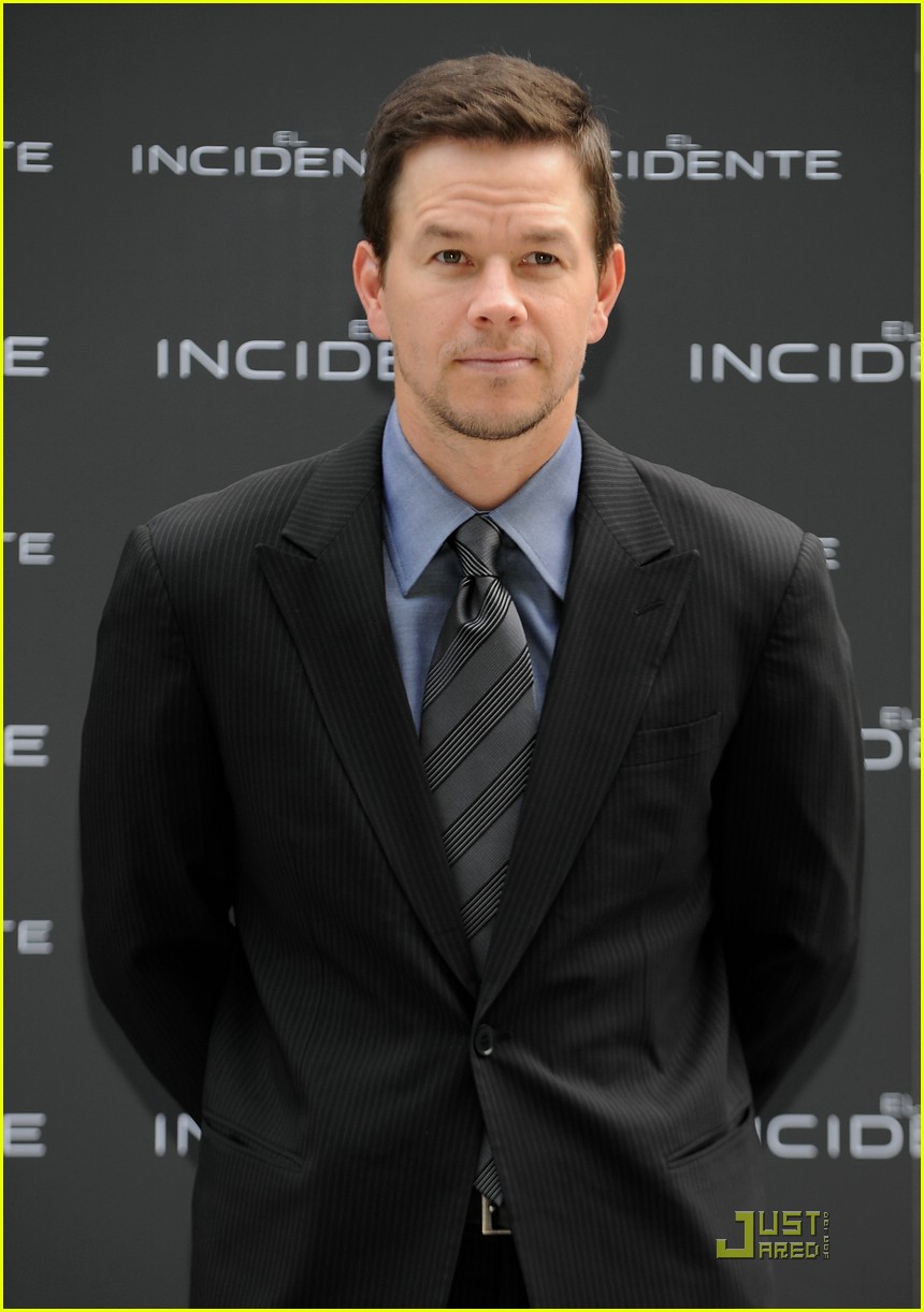 Mark Wahlberg Had An Incident: Photo 1159511 | Photos | Just Jared ...