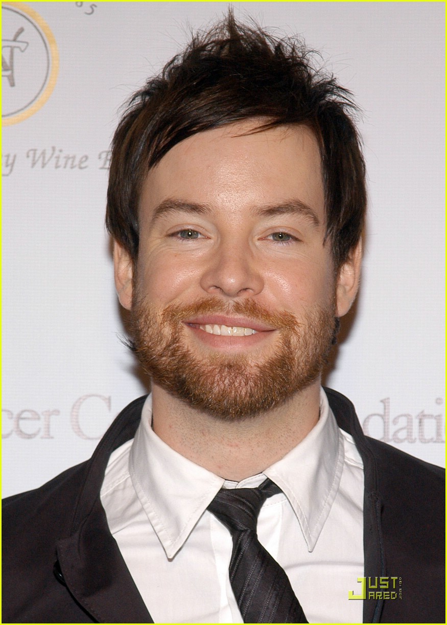 David Cook Rocks for Jonsson Cancer Center: Photo 1221331 | Photos ...