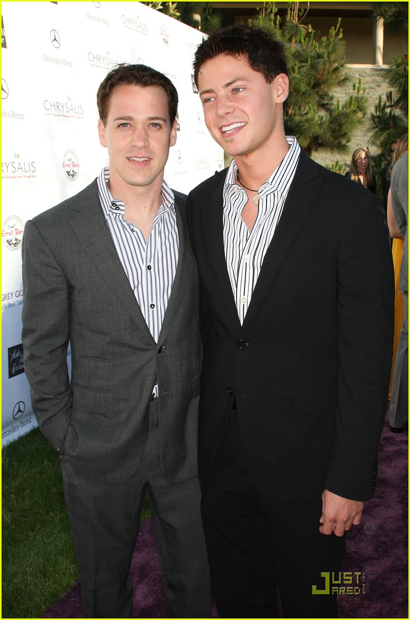 T.R. Knight: No Wedding in the Works: Photo 1178451 | Pictures | Just Jared