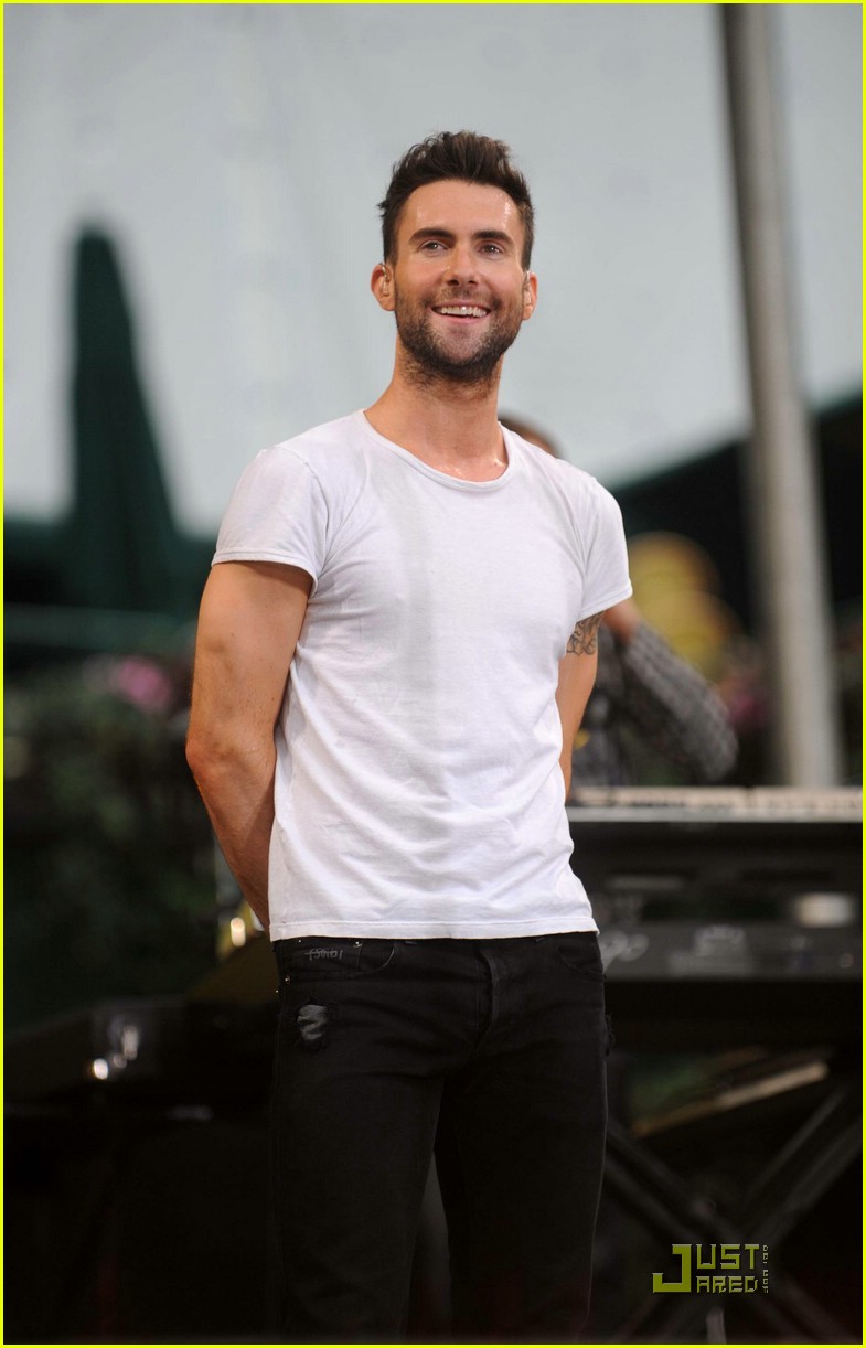 Adam Levine: Good Morning America!: Photo 1233641 | Photos | Just Jared ...