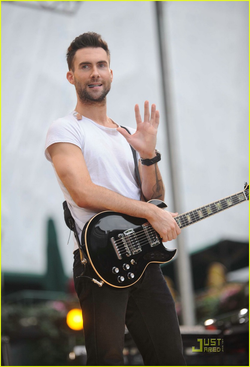 Adam Levine: Good Morning America!: Photo 1233771 | Photos | Just Jared ...