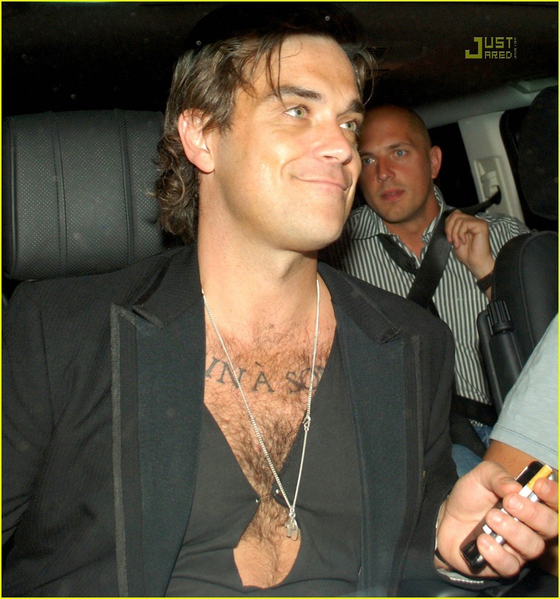 Robbie Williams: Chest Hair Surprise!: Photo 1207471 | Pictures | Just ...