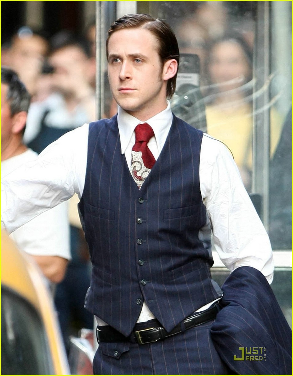 Ryan Gosling Suits Up Nicely: Photo 1230091 | Photos | Just Jared ...