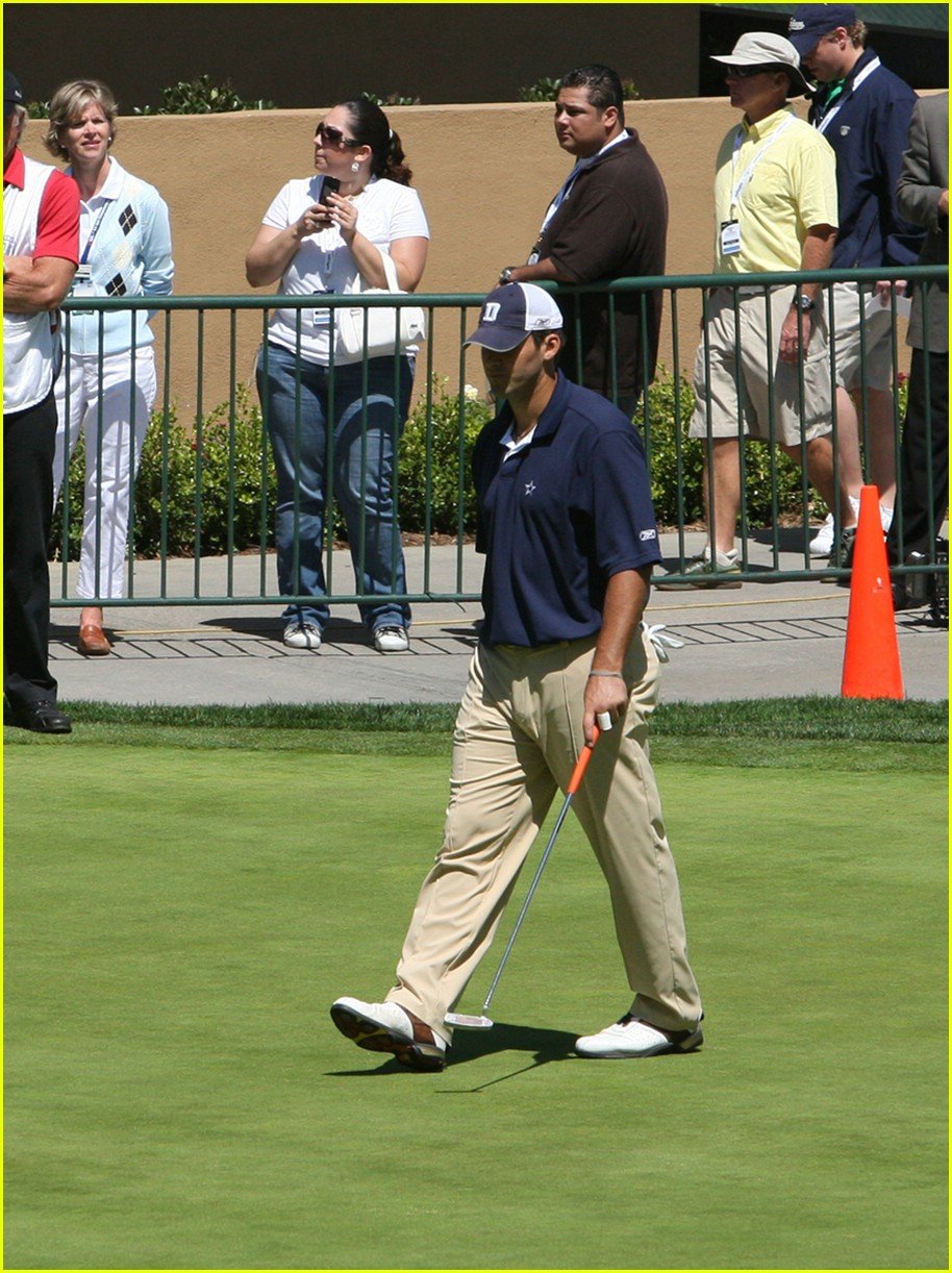 Justin Timberlake & Tony Romo Tee Off: Photo 1187691 | Photos | Just ...