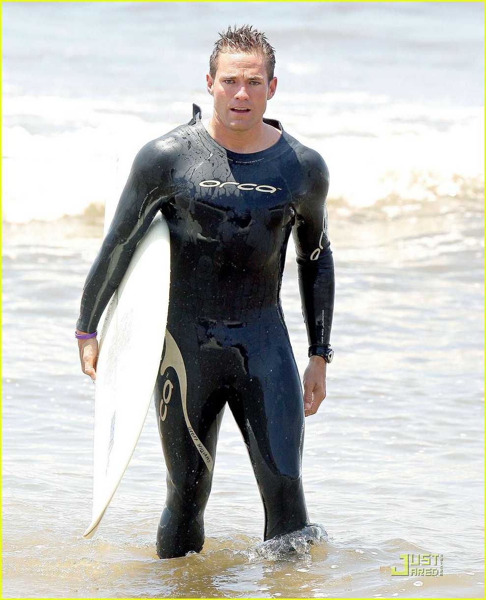 Andy Baldwin is in the Speedo Spirit: Photo 1246311 | Pictures | Just Jared