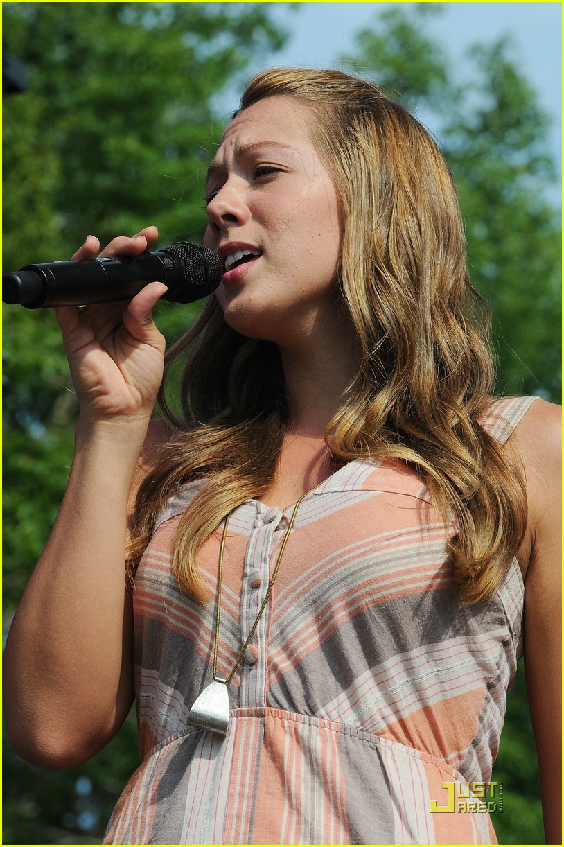 Colbie Caillat Rocks Rothbury: Photo 1256571 | Colbie Caillat Photos ...