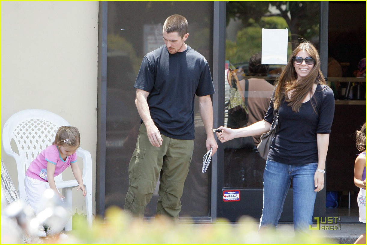 Christian Bale Has Father-Daughter Day: Photo 1286511 | Pictures | Just ...