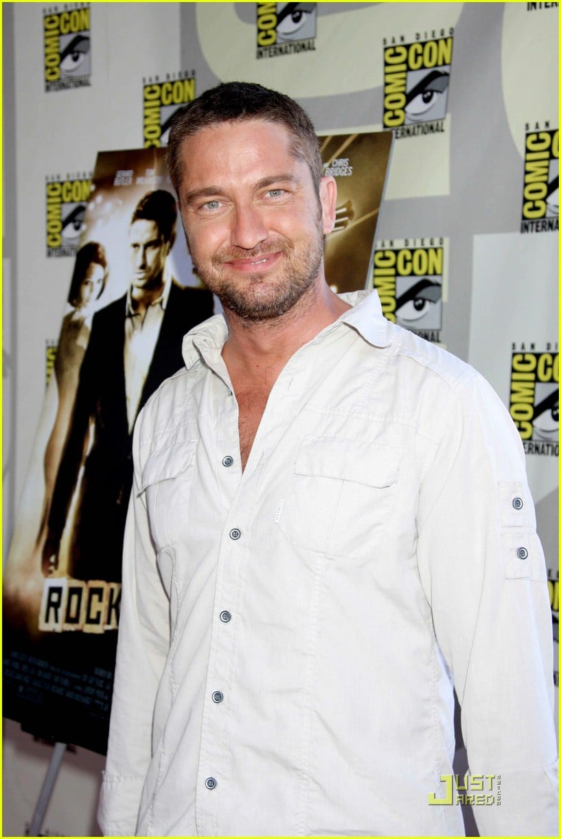 Photo: gerard butler comic con 2008 05 | Photo 1297841 | Just Jared