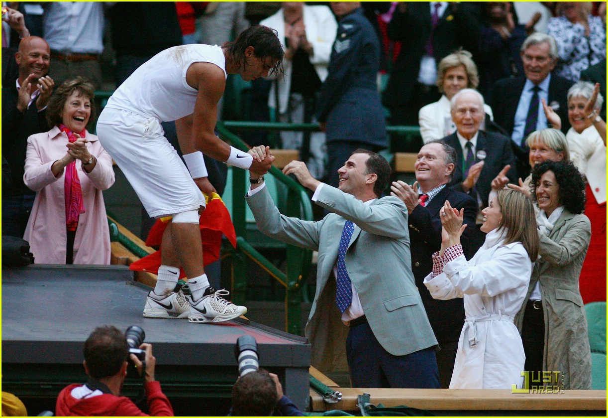 Rafael Nadal Wins Wimbledon 2008: Photo 1253371 | Photos | Just Jared ...