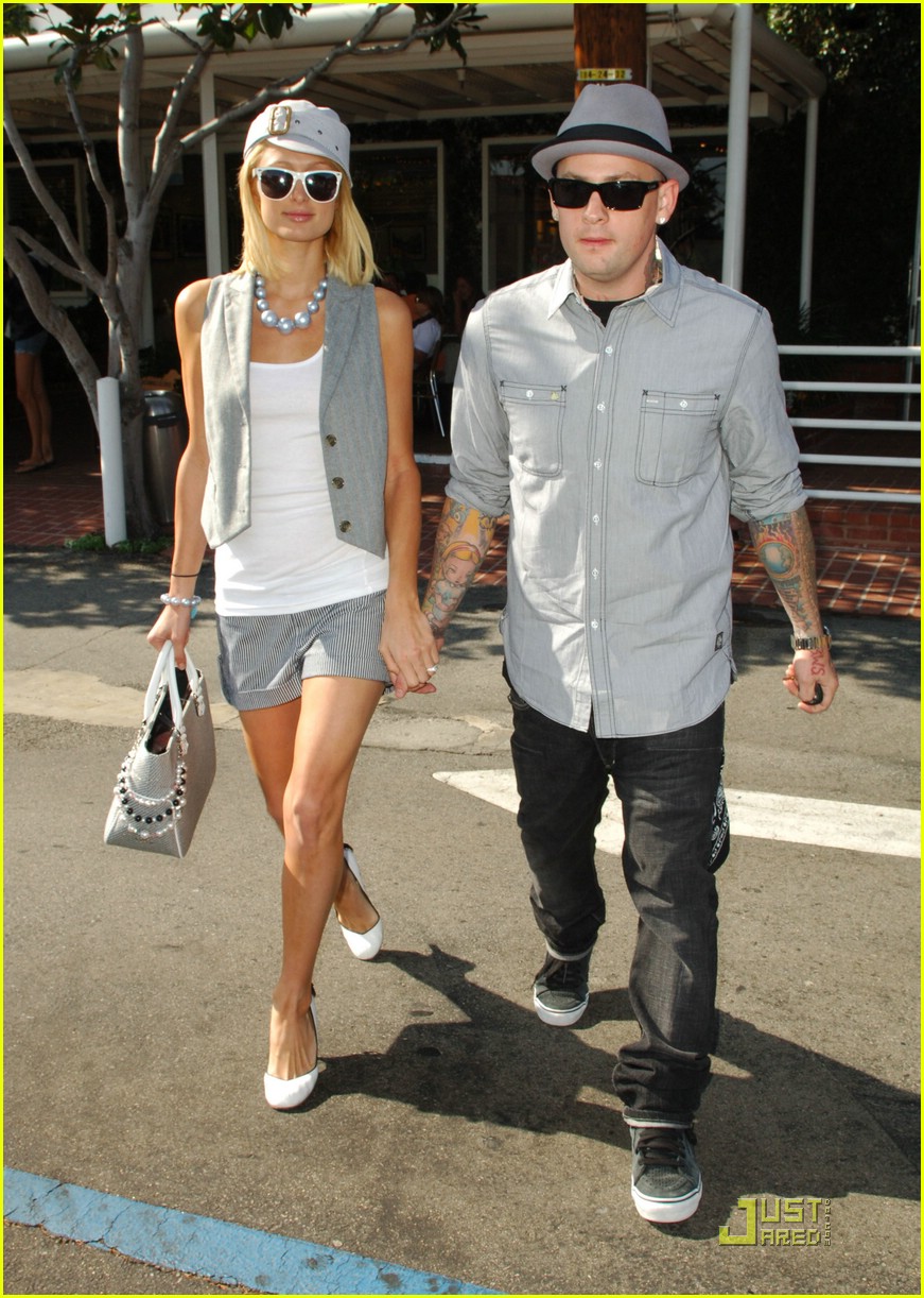 Paris and Benji Drive Gas-Guzzling Hybrid?: Photo 1304571 | Photos ...