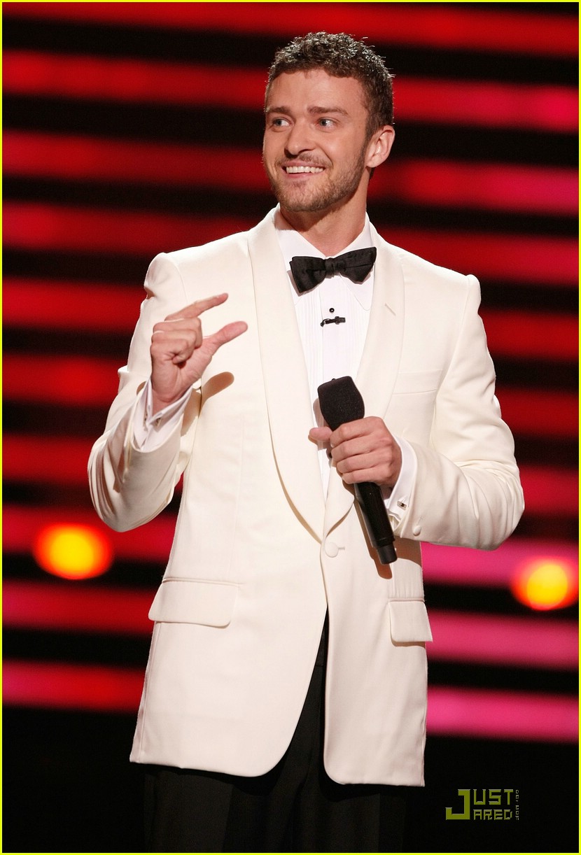 Justin Timberlake White Tuxedo
