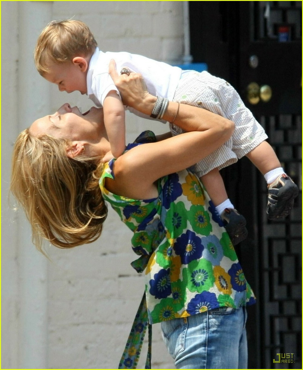 Wyatt Crow is a Big Apple Baby: Photo 1301521 | Photos | Just Jared ...