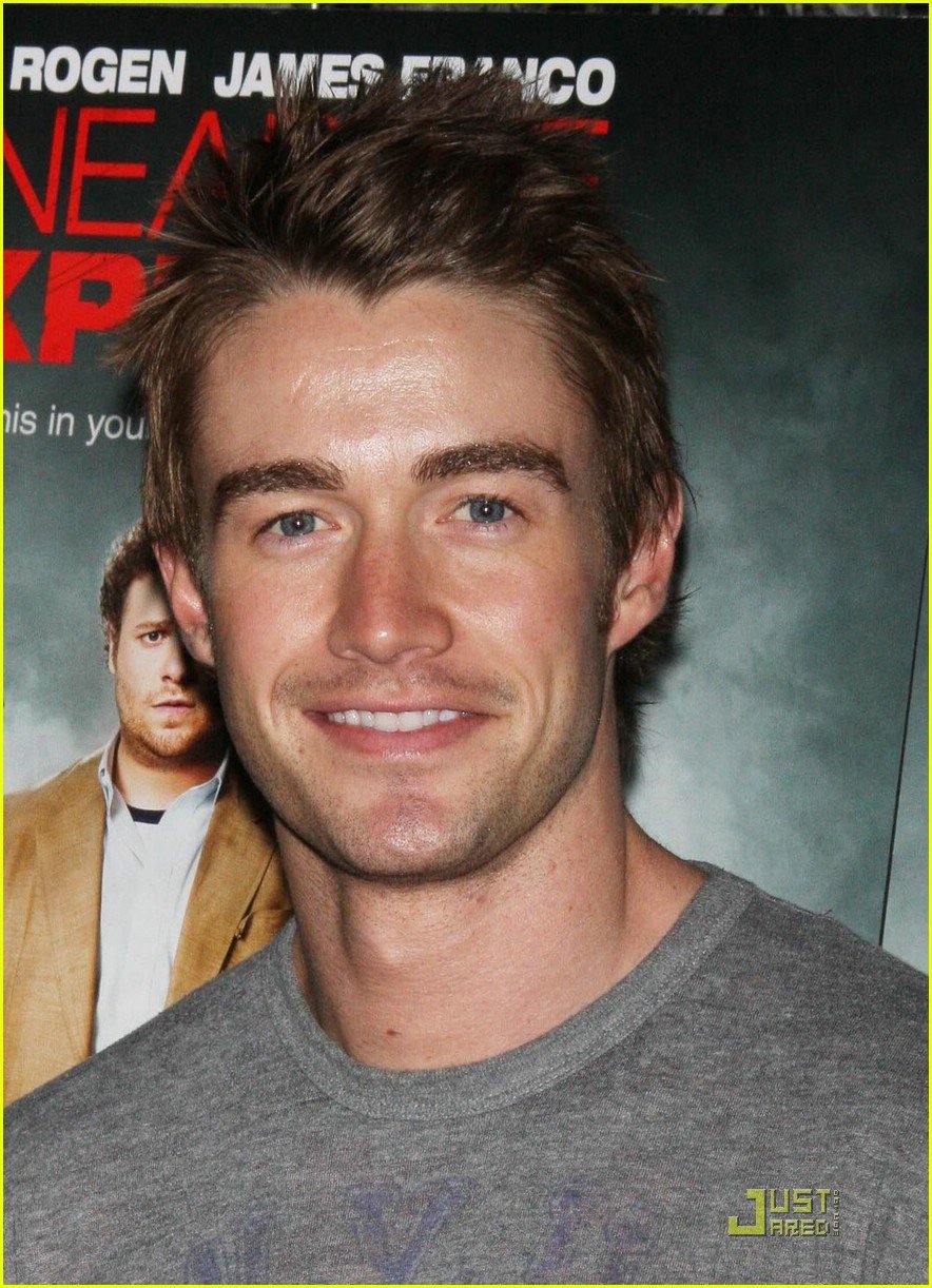 Robert Buckley Rides The Pineapple Express: Photo 1322251 | Photos ...