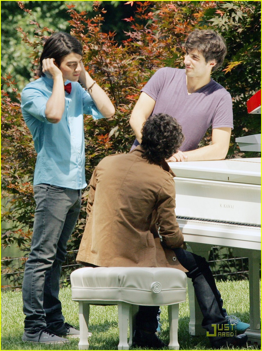 Jonas Brothers Shoot Central Park: Photo 1340021 | Photos | Just Jared ...