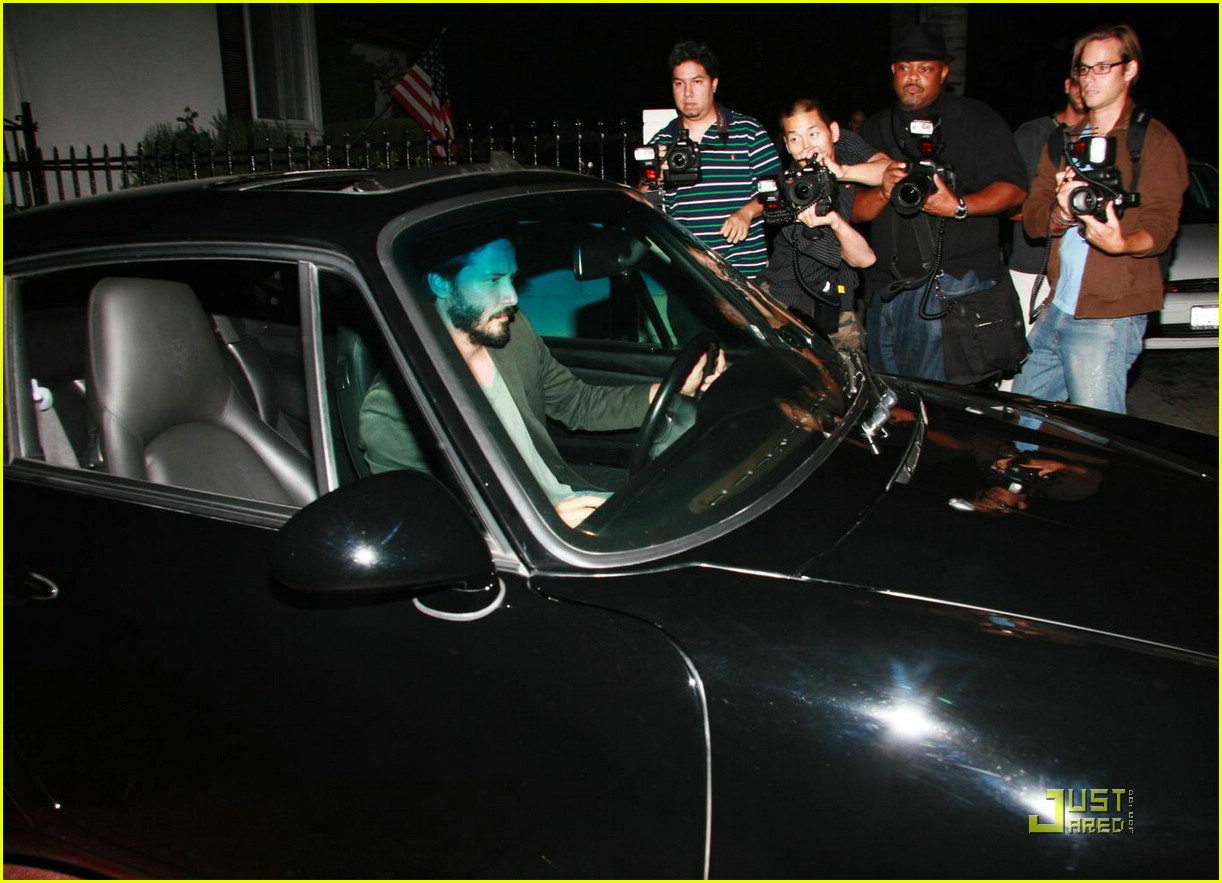 Keanu Reeves Has Earwax Build-Up: Photo 1326481 | Photos | Just Jared ...