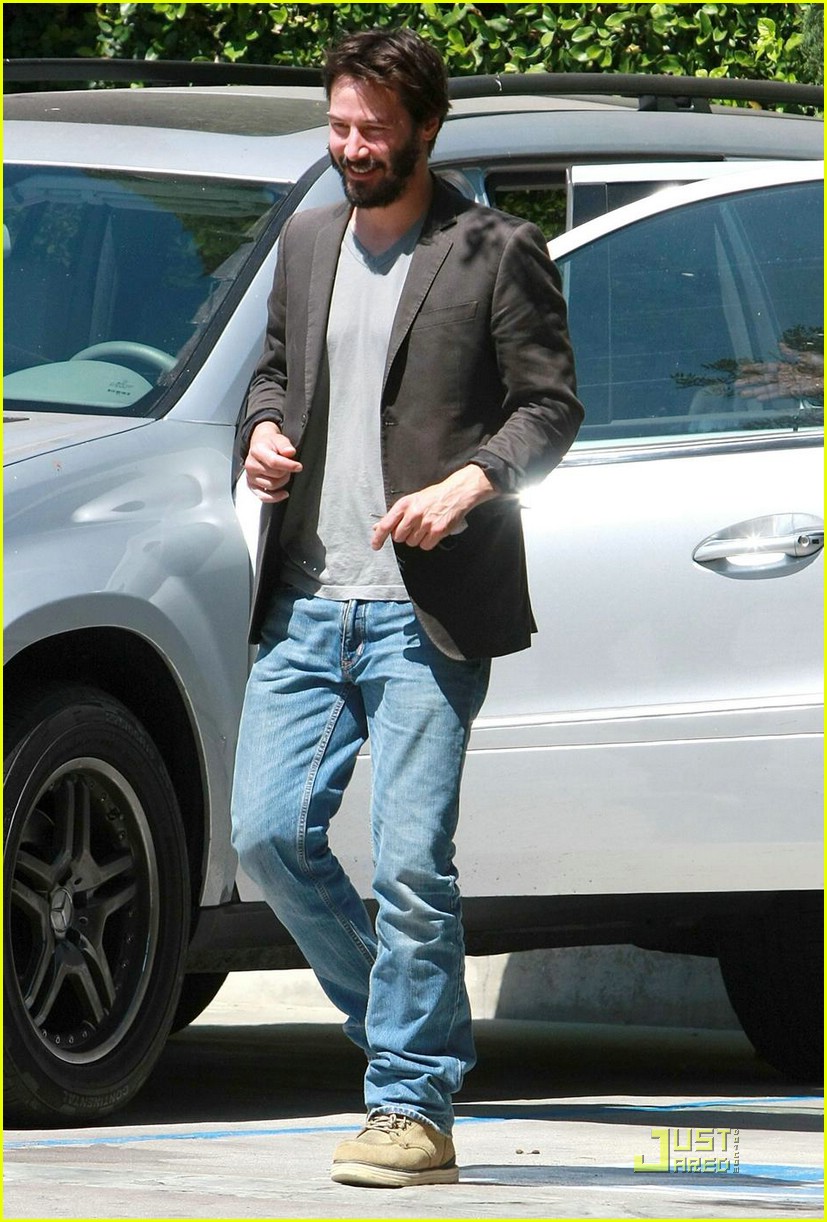 Keanu Reeves Is Jonesing For Some Orlando: Photo 1324621 | Photos ...
