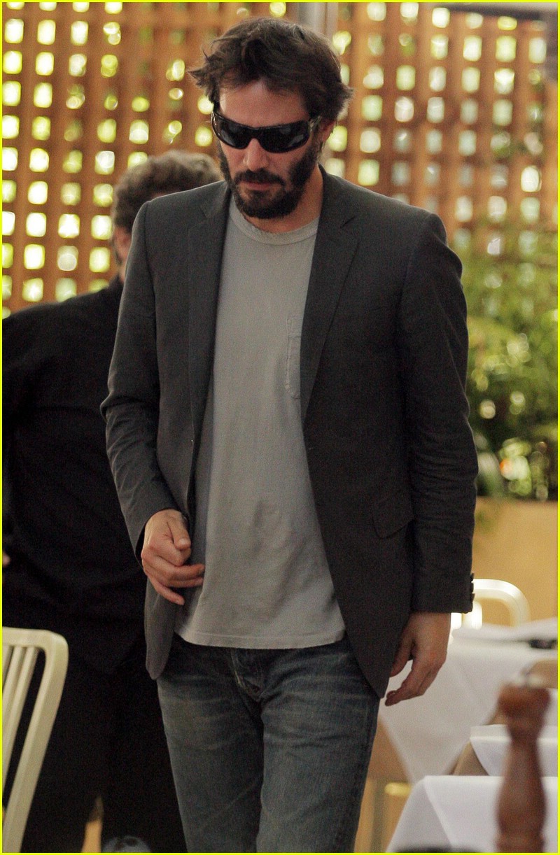 Keanu Reeves Loves Lunch: Photo 1338791 | Keanu Reeves Photos | Just ...