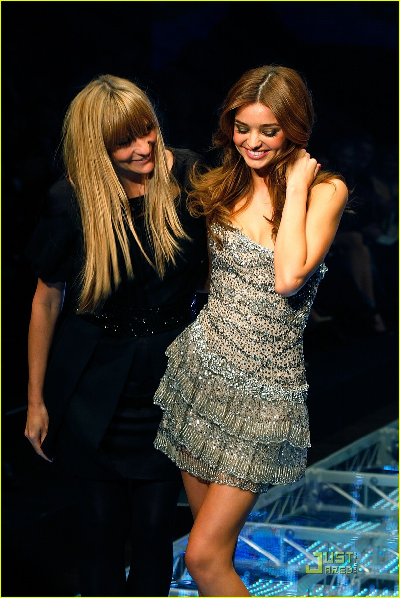 Miranda Kerr is Jets Jolly: Photo 1339911 | Photos | Just Jared ...