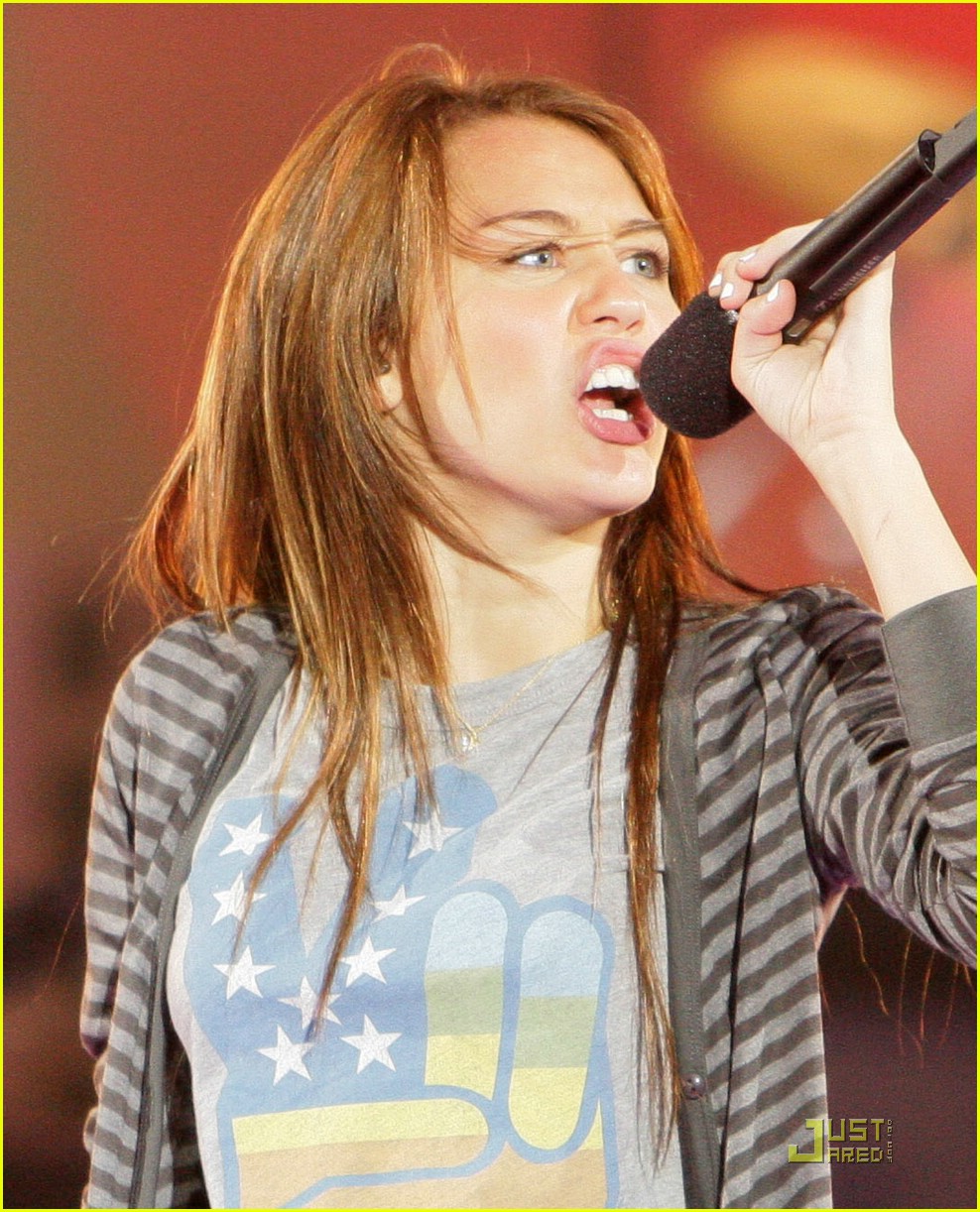 Miley Cyrus Rocks FNMTV: Photo 1311401 | Photos | Just Jared: Celebrity ...