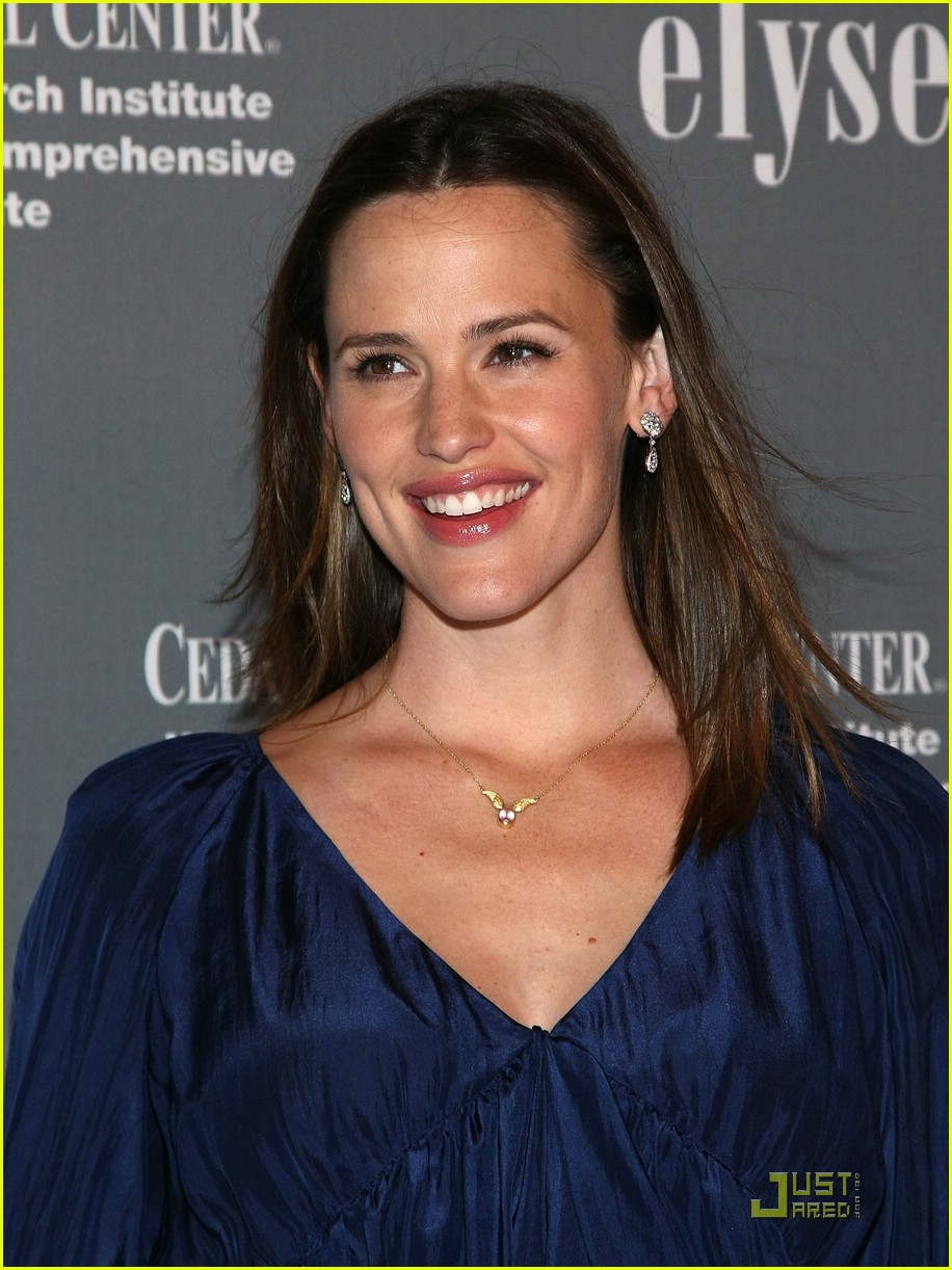 Jennifer Garner is Pink Party Pretty: Photo 1418231 | Photos | Just ...