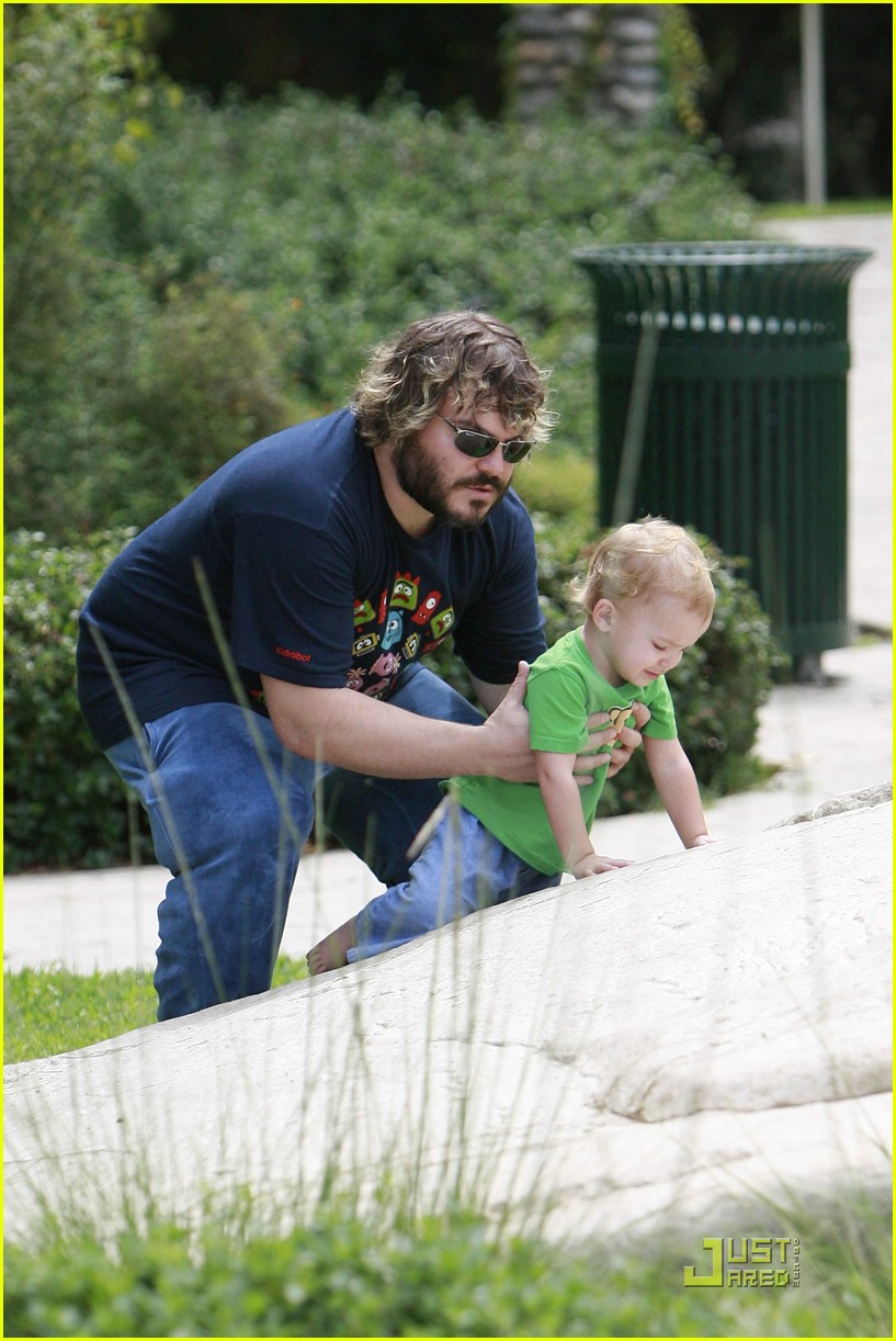 Samuel Black Plays in the Park: Photo 1386621 | Photos | Just Jared ...