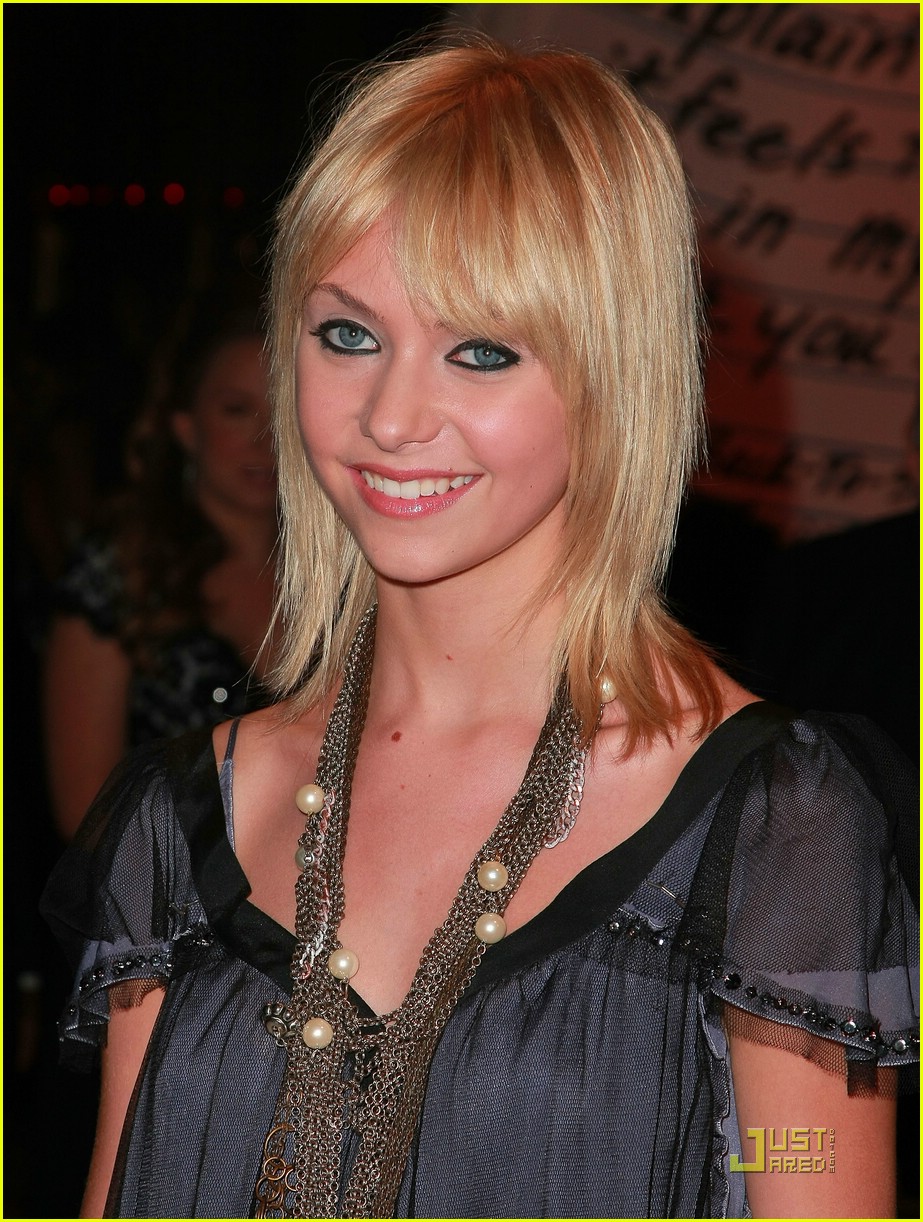 Taylor Momsen Has A Personal Philosophy: Photo 1427961 | Photos | Just ...