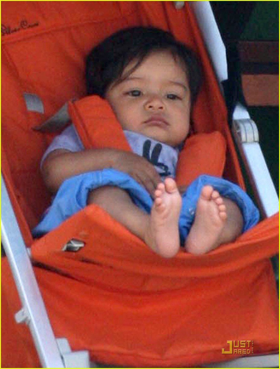 Orion Noth Grabs Mr. Big Brunch: Photo 1383591 | Celebrity Babies ...