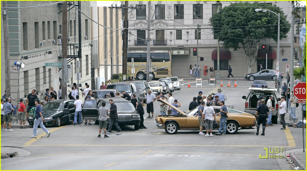 Dominic Purcell Has A Toned Tummy: Photo 1451461 | Photos | Just Jared ...