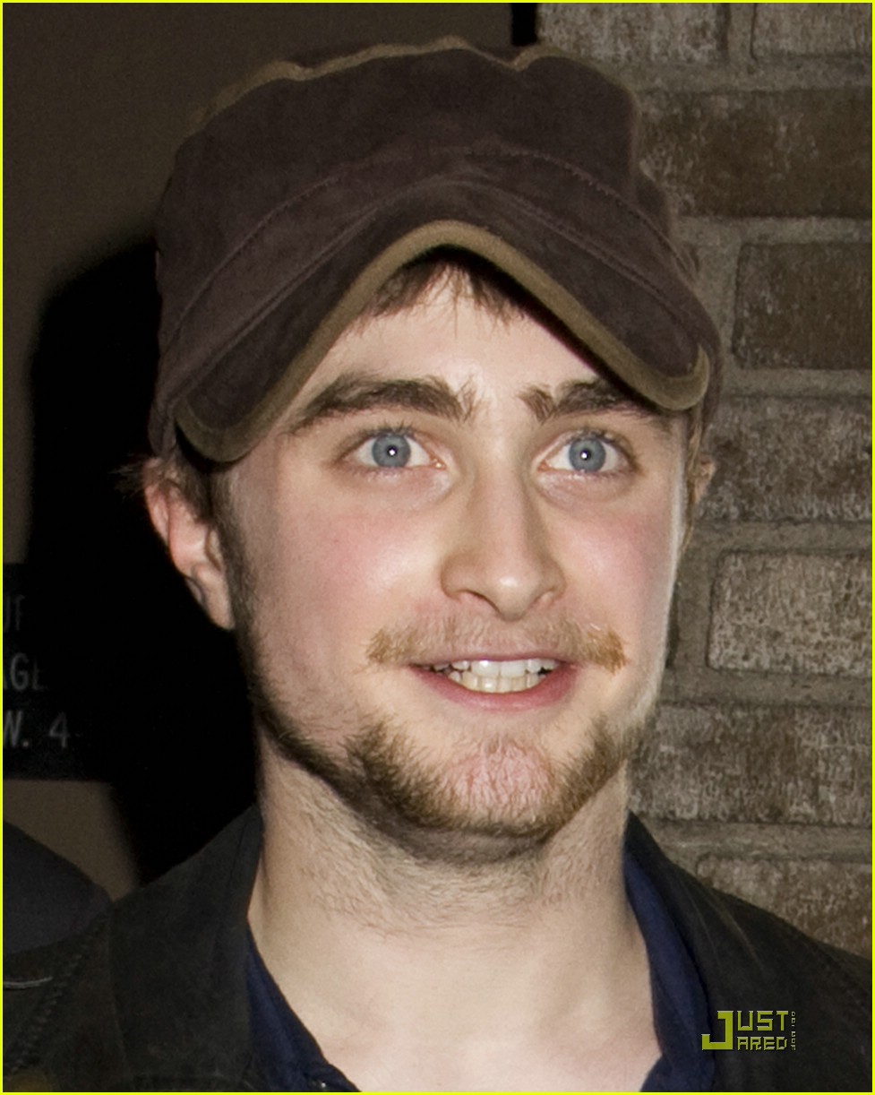 Daniel Radcliffe is Excellent in Equus: Photo 1443561 | Photos | Just ...