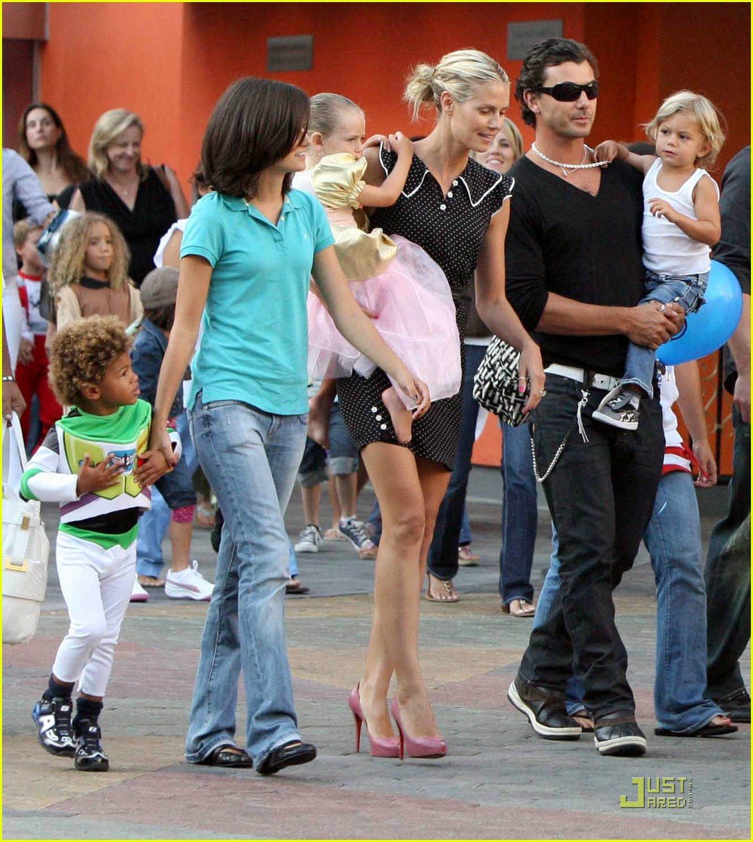 Happy Birthday, Romeo Beckham!: Photo 1397011 | Photos | Just Jared ...