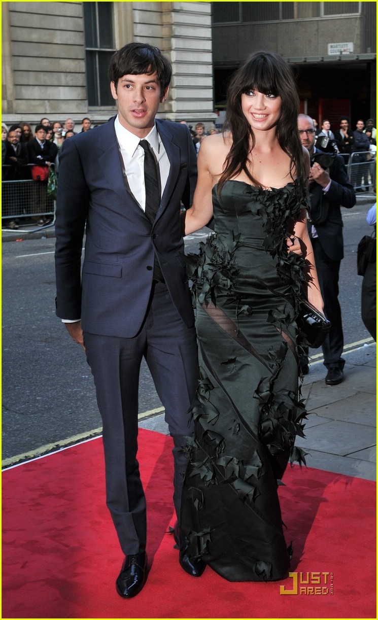 Mark Ronson & Daisy Lowe Hit Up The GQ Awards: Photo 1388711 | Photos ...