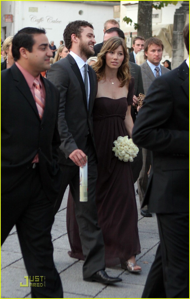Justin Timberlake Attends Beverley Mitchell's Wedding: Photo 1453591 ...