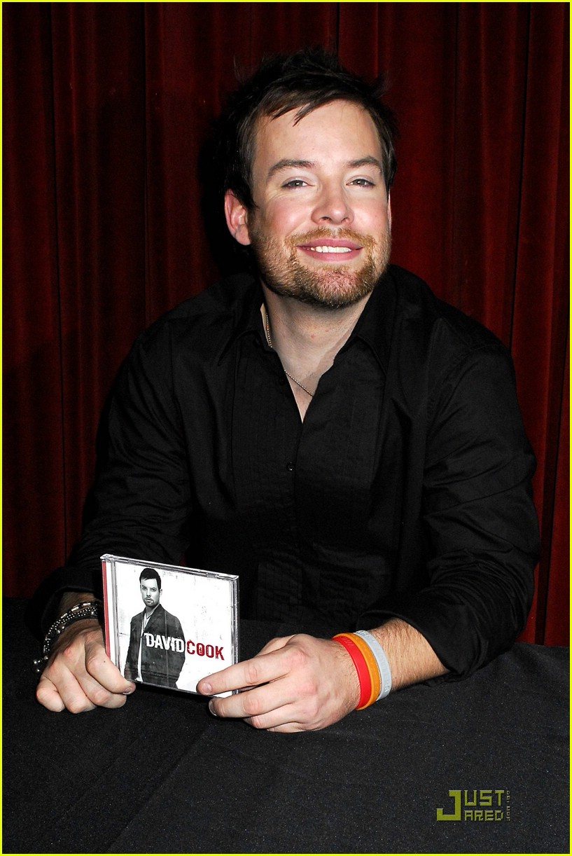 David Cook Takes A Bite Out Of His Album: Photo 1553561 | David Cook ...