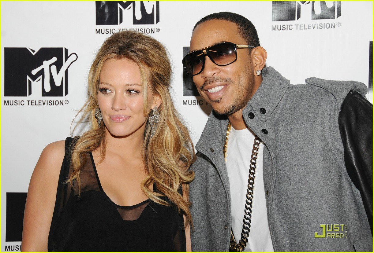 Hilary Duff Takes On Total Finale Live: Photo 1548901 | Hilary Duff ...