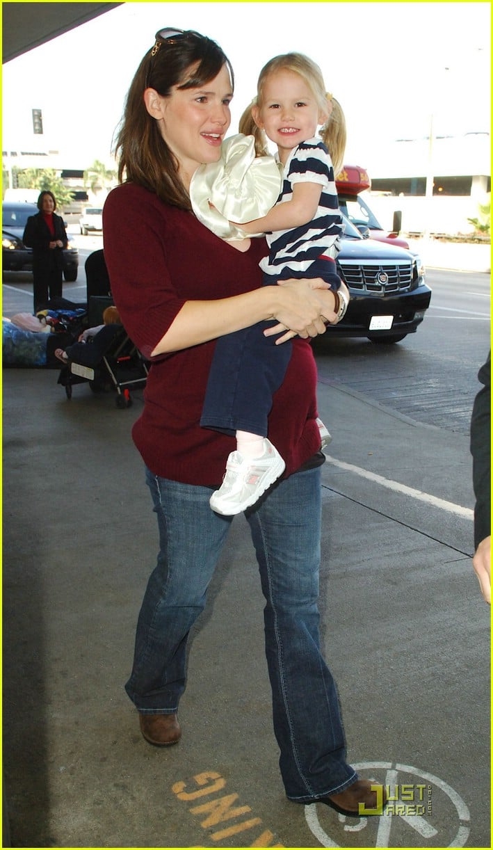 Jennifer Garner Busts Burky: Photo 1557411 | Ben Affleck, Celebrity ...