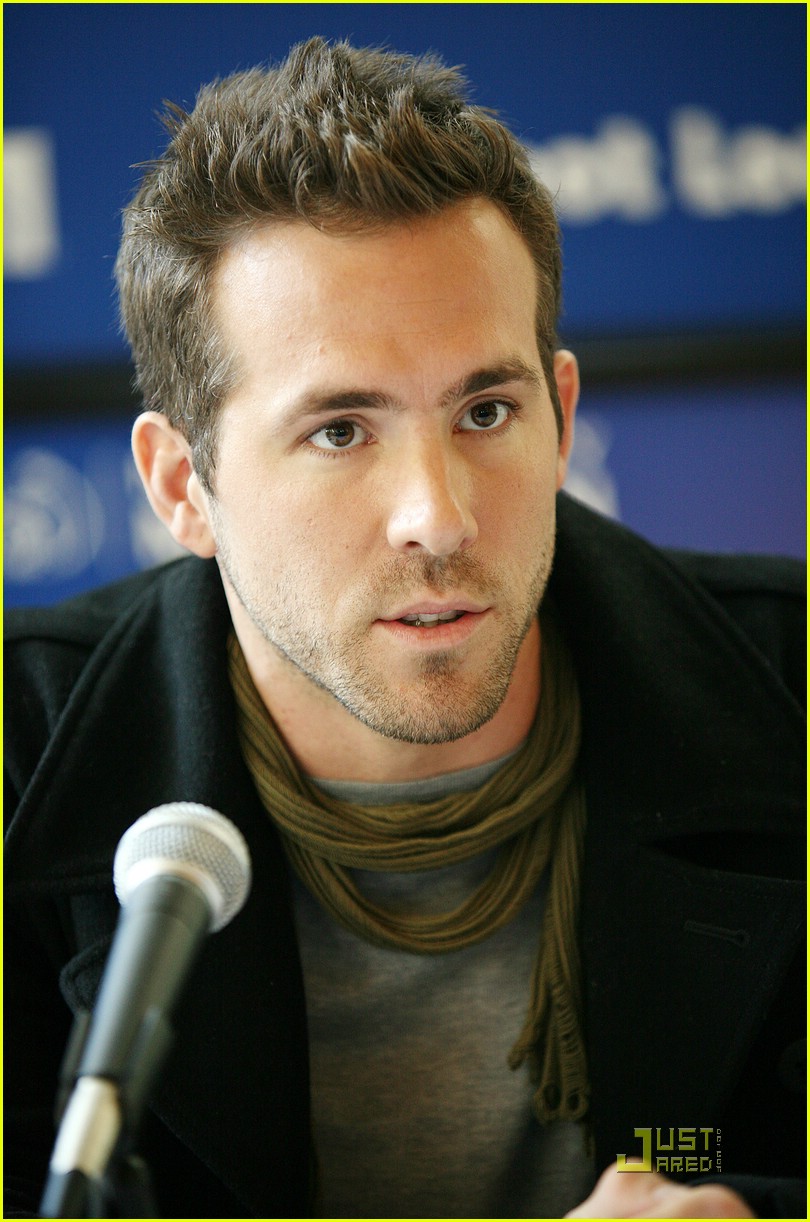 Ryan Reynolds Finishes NYC Marathon : Photo 1522261 | Ryan Reynolds ...