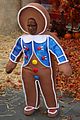 Gingerbread Man Al Roker Gets Sniffed Out: Photo 1522531 | Al Roker ...