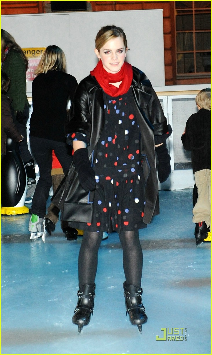 Emma Watson is Ice-Skating Sweet: Photo 1551981 | Emma Watson Photos ...
