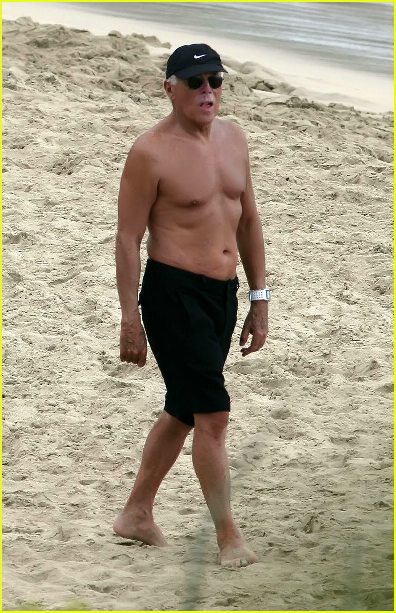 Giorgio Armani Gets Speedo'd: Photo 1621551 | Giorgrio Armani ...