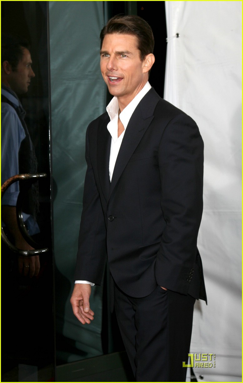 Photo: tom cruise valkyrie los angeles premiere 65 | Photo 1606471 ...