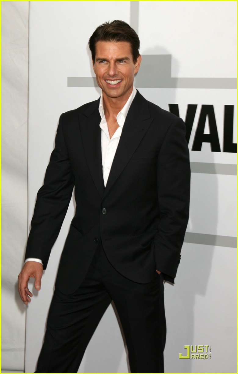 Photo: tom cruise valkyrie los angeles premiere 70 | Photo 1606521 ...