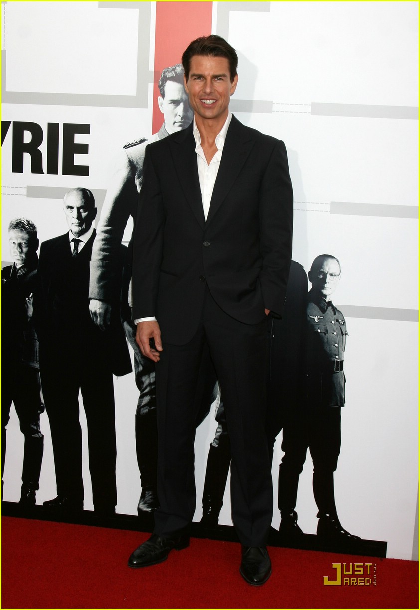 Photo: tom cruise valkyrie los angeles premiere 83 | Photo 1606651 ...