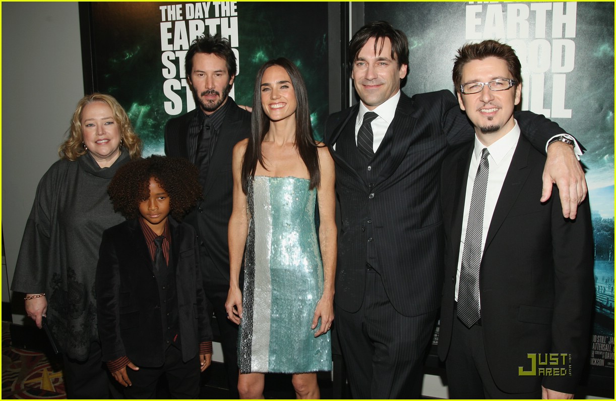 Jennifer Connelly: Earth to Keanu!: Photo 1589761 | Jennifer Connelly ...
