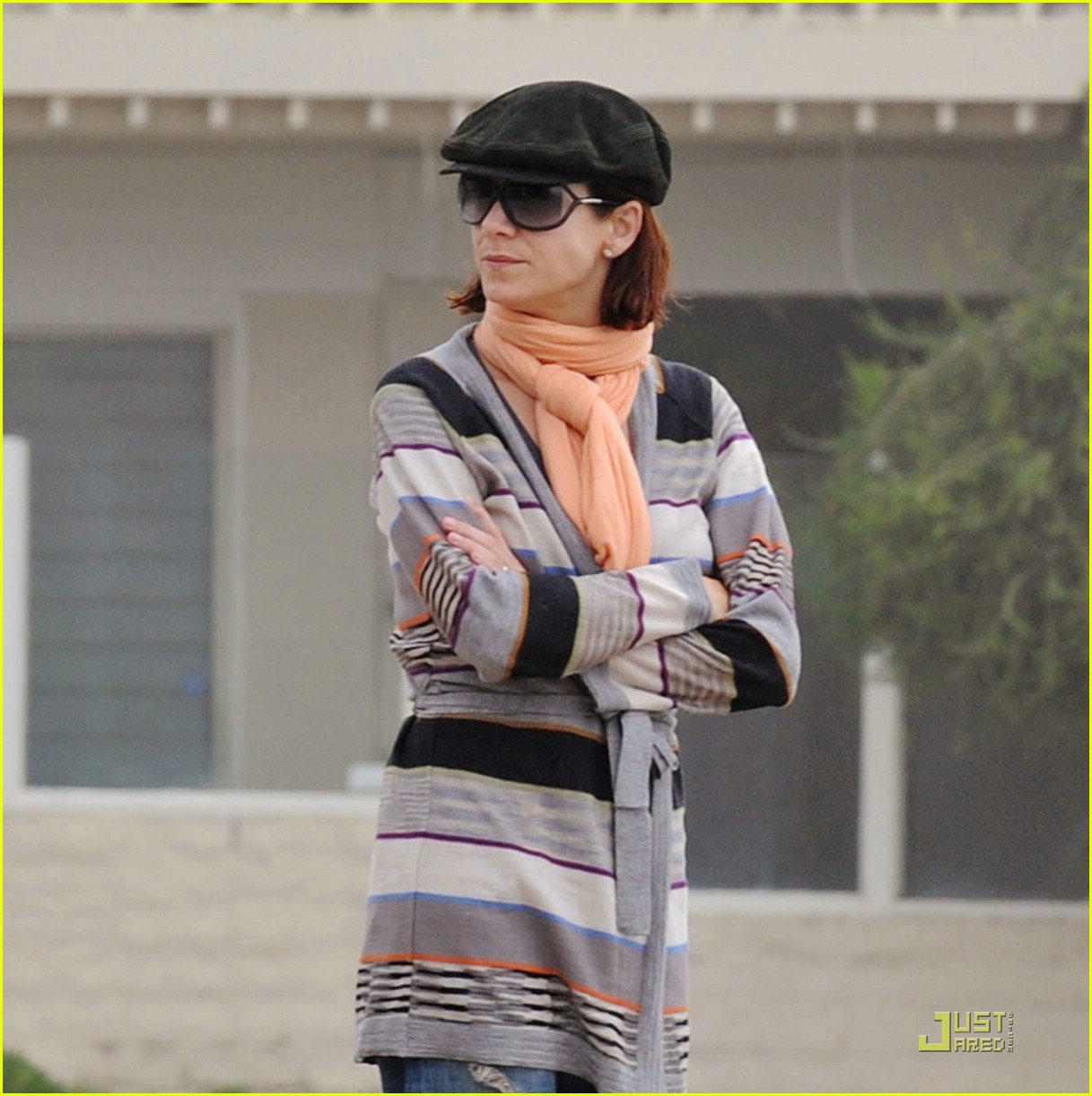 Kate Walsh: Pooch Playtime: Photo 1575081 | Kate Walsh Photos | Just ...