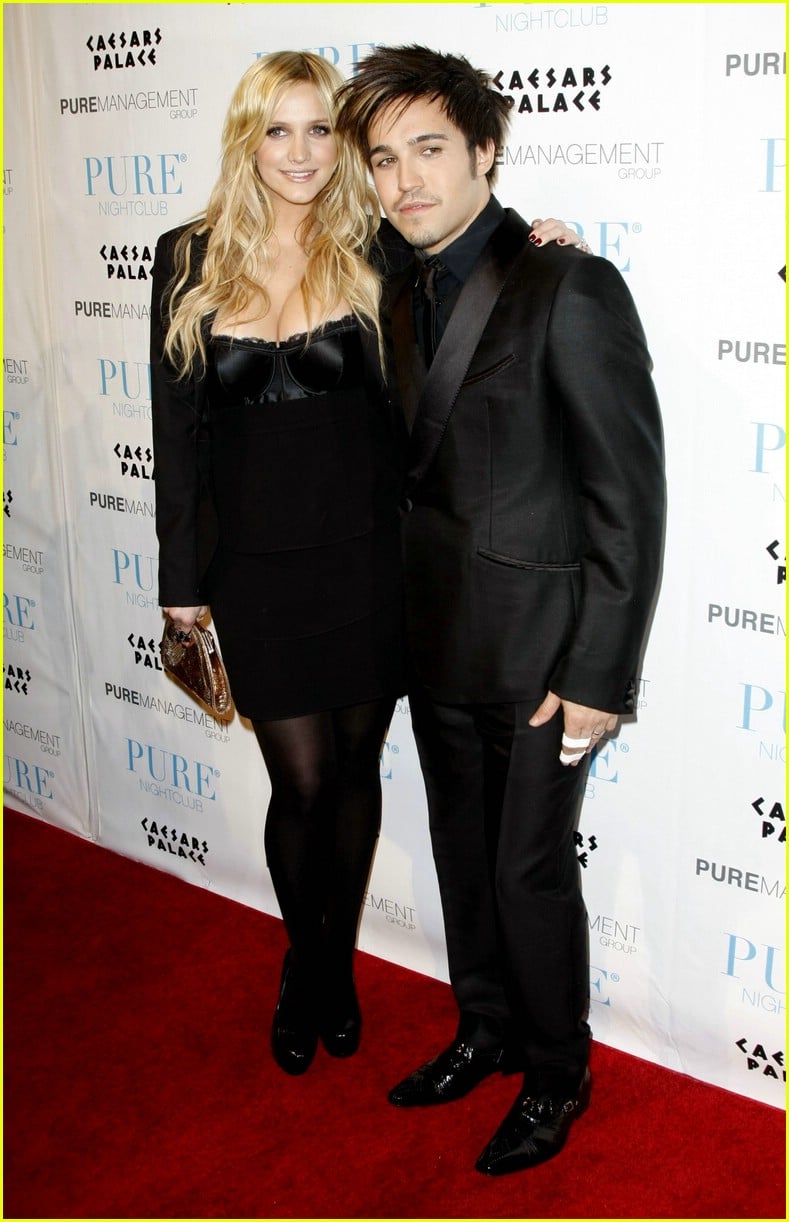 Ashlee Simpson and Pete Wentz Are PUREfection: Photo 1626171 | Ashlee ...