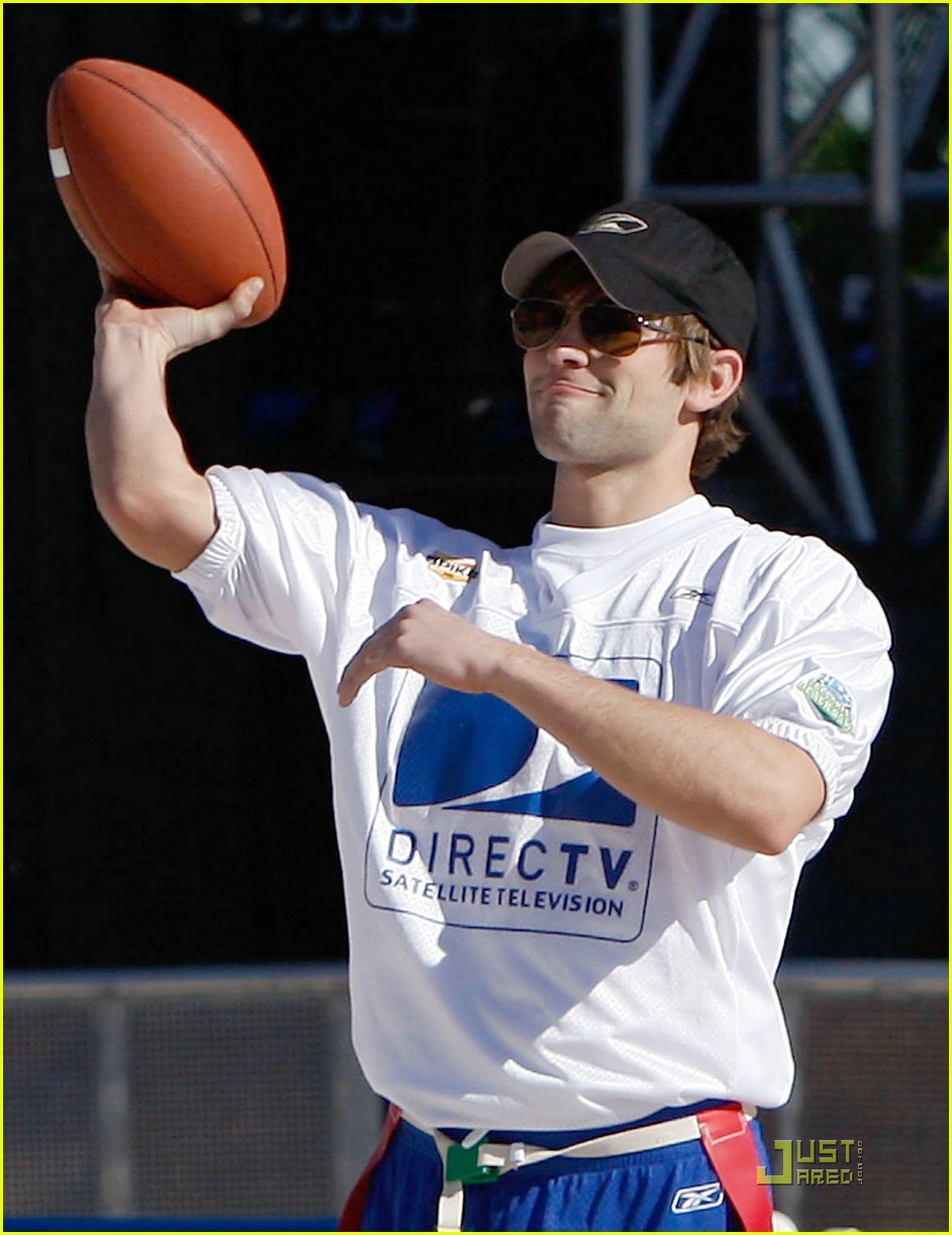Chace Crawford is a Football Fanatic: Photo 1693411 | Blake Lively ...