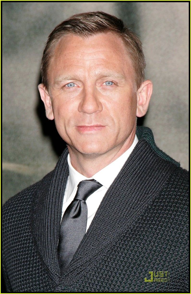 Daniel Craig is Zwick Quick: Photo 1634211 | Daniel Craig, Liev ...
