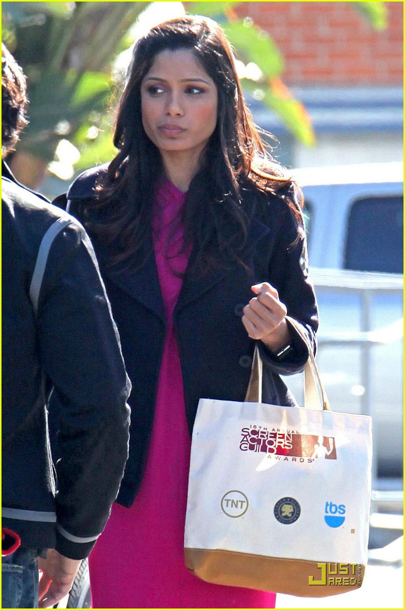 Freida Pinto's Advice From Angelina Jolie: Photo 1687921 | Freida Pinto ...