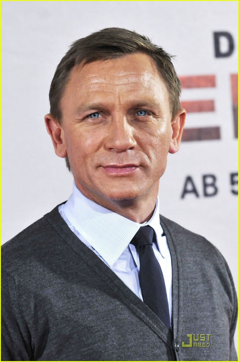 Daniel Craig Shows Off German Gaze: Photo 1658041 | Daniel Craig ...
